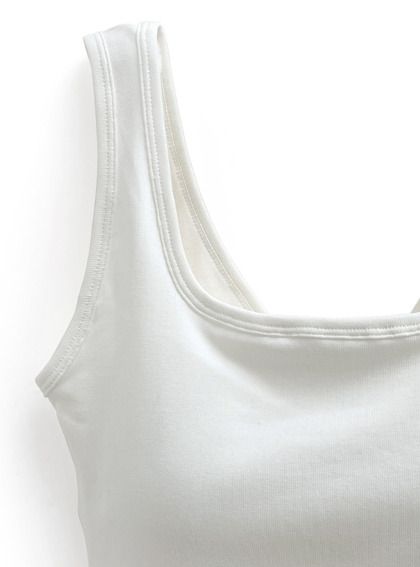 カップ付きバッククロスタンクトップ[at2256] | レディースファッション通販のグレイル(GRL)【公式】